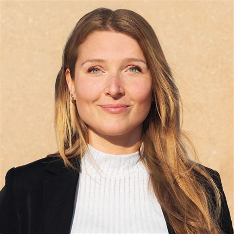 Lisa Osada Audio Books Best Sellers Author Bio