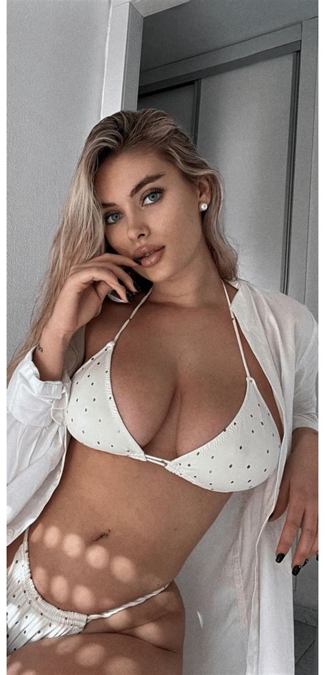 Community About Spanish Instagram Model Selena Cirstea Selenacirstea Rselenacirstea
