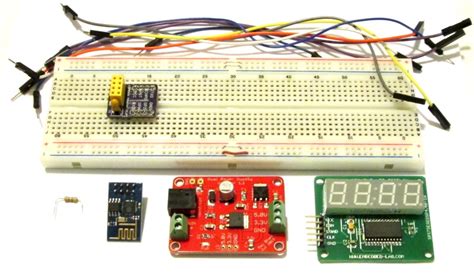 Making A Simple ESP Based Clock Synchronized To NIST Server Embedded Lab