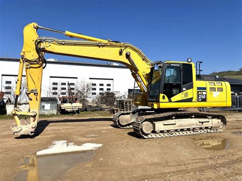Komatsu Pc210nlc 11 For Sale Crawler Excavator 6424633