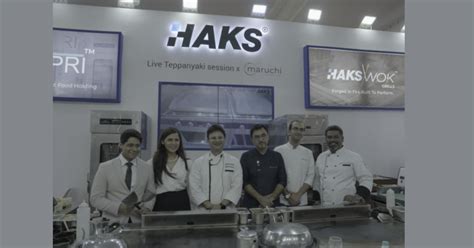 Top 10 Most Iconic Bollywood Dance Moves