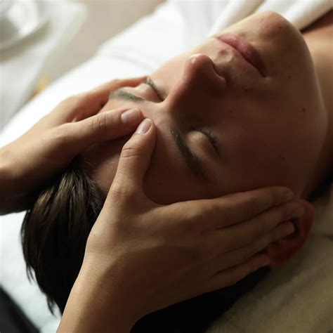 Pijat Panggilan Jakarta Full Body Massage And Refleksi