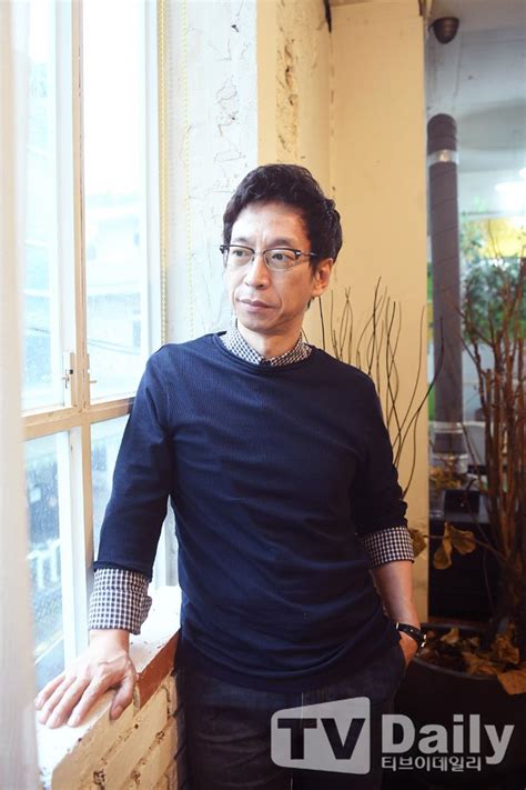 Daniel H Byun 변혁 Hancinema