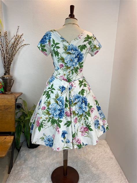 Vintage 1950s Floral Cotton Dress Fit And Flare Etsy Canada