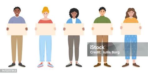 빈 보드를 들고 있는 사람들 빈 표지판을 보여주는 남자와 여자 정보 캠페인 광고 또는 평화 시위 테마에 대한 템플릿 개념에 대한 스톡 벡터 아트 및 기타 이미지 Istock