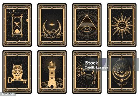 타로 카드 배치 뒷면 난해하고 신비로운 기호 태양과 등대 달과 피라미드 마법 벡터와 마법 프레임 타로 카드에 대한 스톡 벡터 아트 및 기타 이미지 Istock