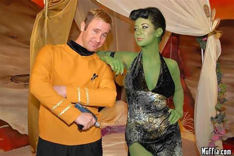 Star Wars Vs Star Trek Out Of This World Girls Gallery