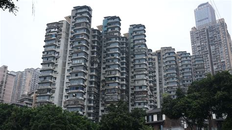 Which Floor Is This Chongqings Maze Like Environment Powers Its Rise