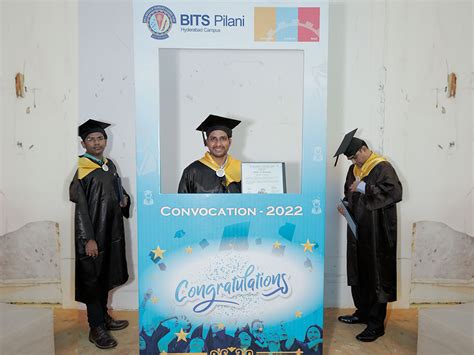 wilp graduates gathered at bits pilani hyderabad campus for convocation