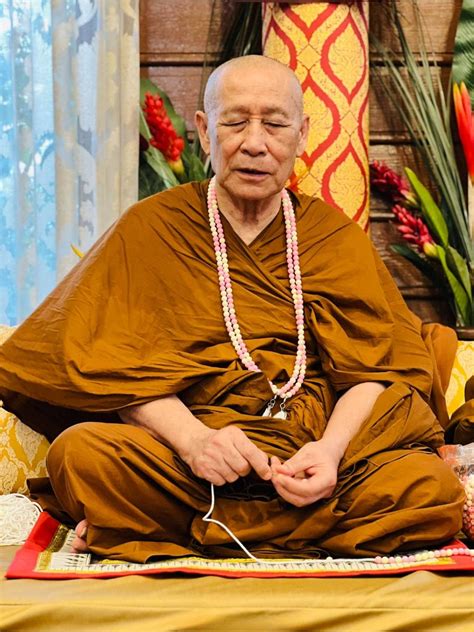 วัตถุมงคลหลวงตาม้า วัดถ้ำเมืองนะ