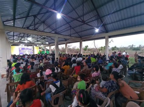 ရခိုင်ပြည်နယ်အတွင်း မိုခါမုန်တိုင်းသင့်ဒေသများတွင် ပြန်လည်ထူထောင်ရေးလုပ်ငန်းများ ဆောင်ရွက်လျက်ရ