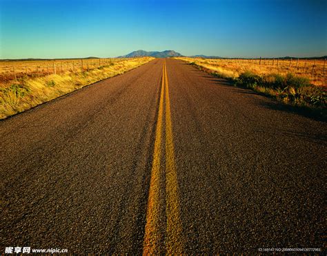 通向远方的路摄影图 人文景观 旅游摄影 摄影图库 昵图网