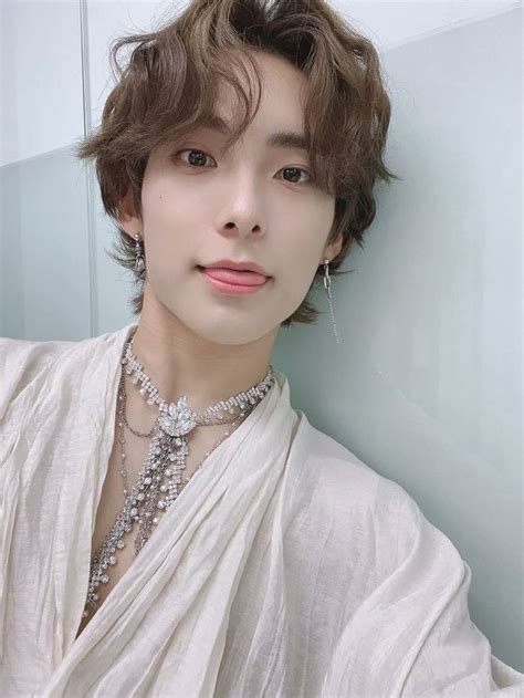 Hourly Junhee On Twitter A C E Jun Ace A C E Junhee