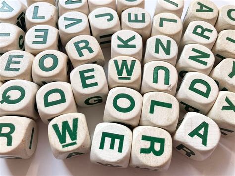 20 Vintage Boggle Dice Letter Dice Dice With Green Letters Etsy