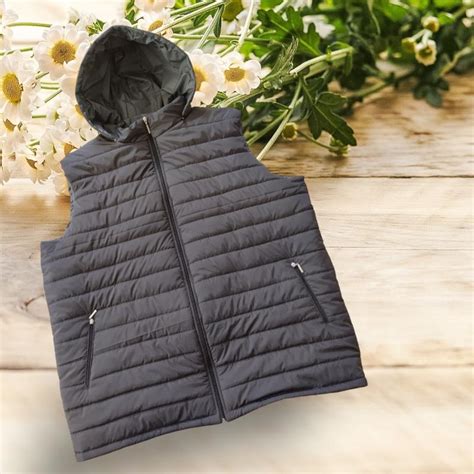 Жилетка большого размера — ціна 1500 грн у каталозі Жилетки Купити чоловічі речі за доступною