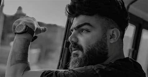 سامان یاسین خواننده رپ معترض، به امین‌آباد منتقل شد