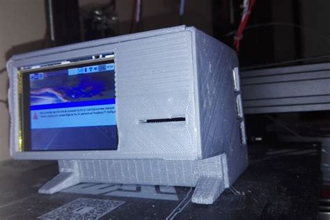 Mini Apple Lisa Using A Raspberry Pi Piday Raspberrypi Raspberrypi