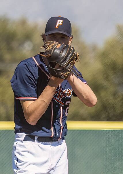 Joey Adge Hits Walkoff Anthony Imhoff Throws Shutout As Aztecs Baseball Splits With Eastern