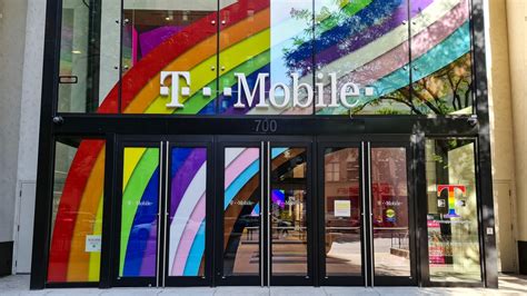 T Mobile Is Firing Hundreds Of Employees Again And Reportedly Planning To Close Many Stores