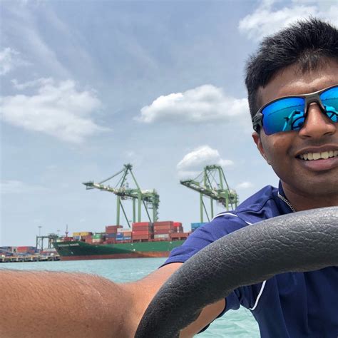 praveen prabhakar medium