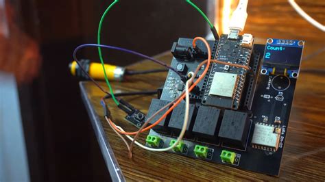 Object Counter With Ir Sensor And Oled Display Using Esp32