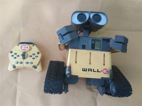 Wall E U Command Remote Control Robot Brinquedo Disney Pixar Usado 65659789 Enjoei