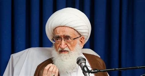 حسین نوری همدانی، مرجع تقلید گزارش داده‌اند مساجد رو به خلوت شدن است