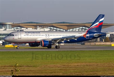VQ-BKT | Airbus A320-214 | Aeroflot | KomradAlexey | JetPhotos