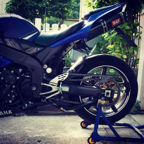 Yamaha R1 Yoshimura Carbon Exhaust Yamaha R1 Yamaha Motorbikes