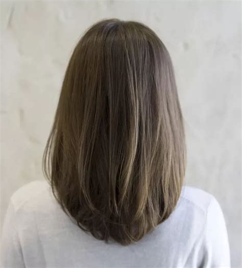 Stylish Shoulder Length Haircuts For Girls You Must Try Out This