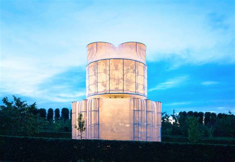 Temporary Architecture