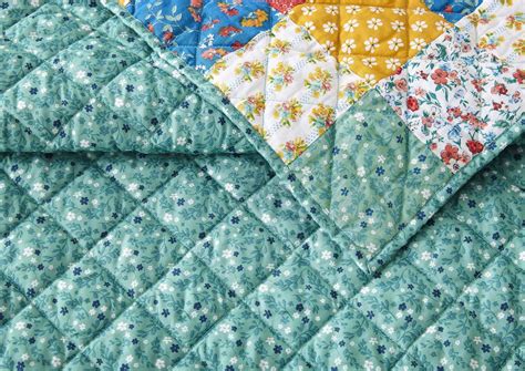 Buy The Pioneer Woman Multi Color Floral Patchwork Cotton King Quilt