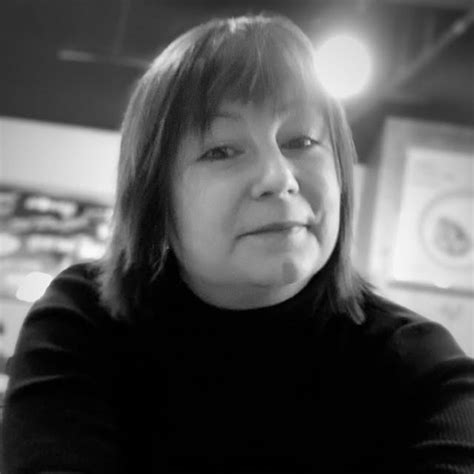 Jana Klečková Jana Kleckova • Threads Say More