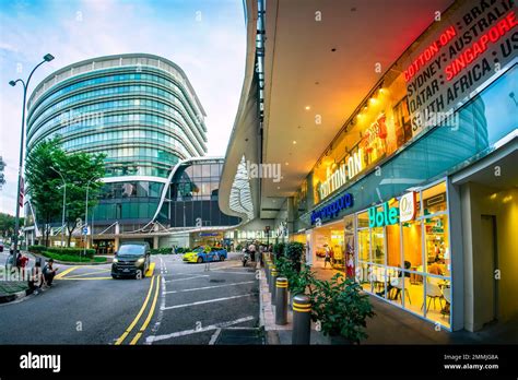 Bershka Drop Off Point At Lindy Rossi Blog