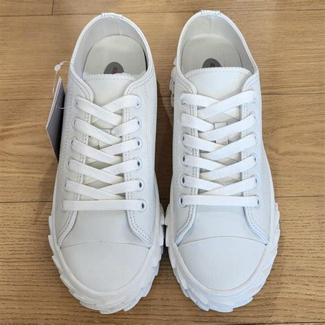 255 편한 화이트운동화 헬로마켓