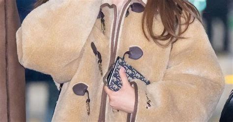 [사진]스테이씨 수민 러블리 볼하트