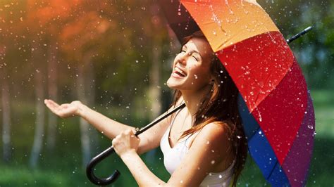 Wallpaper Happy Girl In Rain Umbrella 3840x2160 Uhd 4k Picture Image