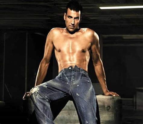 10 Hot Pics Of Akshay Kumar That Prove Hes Sexy At 50 Bollywood Life