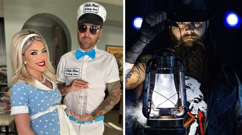 Alexa Bliss And Other Wwe Superstars Who Dressed Up For Halloween One Was A Bray Wyatt Tribute