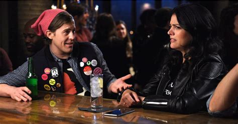 Girl At A Bar Saturday Night Live Skit Video Popsugar Love Sex