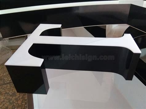 无边字黑边 无边字铝边 无边字 大山谷图库