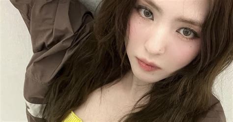 ‘솔직함으로 논란 뚫는 한소희 미모는 더 농익다 [★sns]