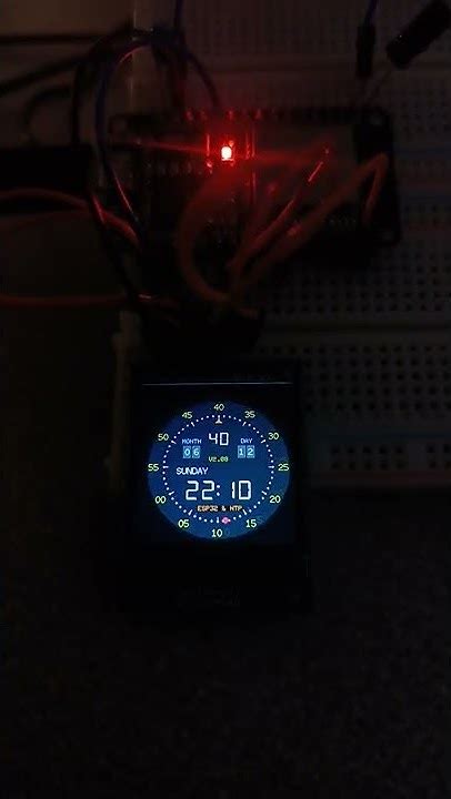 Esp32 1 3 Tft Clock Using Wifi And Ntp Protocol To Synchronize The