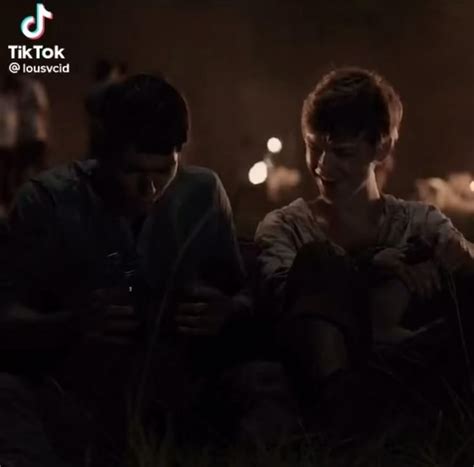 Thomas And Newt Maze Runner Maze Runner Cast Maze Runner Funny