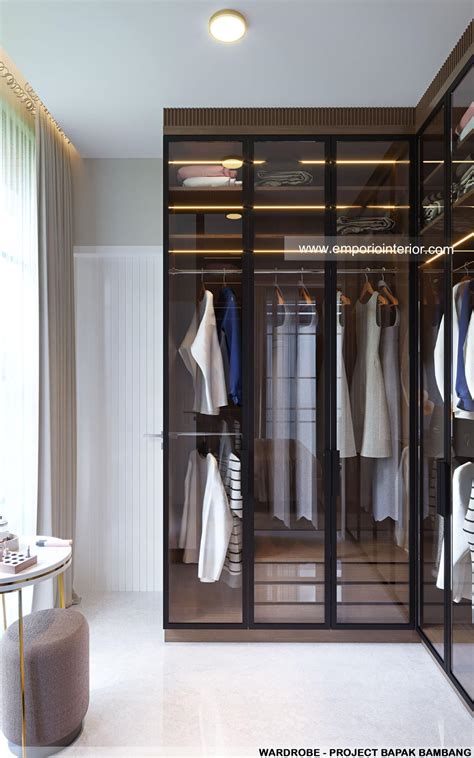 Desain Wardrobe Rumah Modern 3.5 Lantai Bapak Bambang di Jakarta 19827 ...