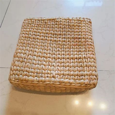 Brown Bamboo Handcrafted Kauna Grass Basket For Home Use Size