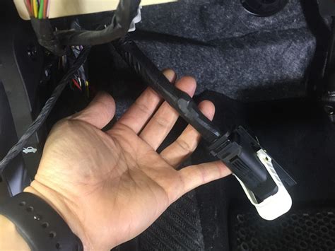 스마트 원격시동 경보기 티볼리 마이키프리미엄 원격시동 마이키코펠매직카수입차 광주썬팅건물썬팅코리아틴터블랙