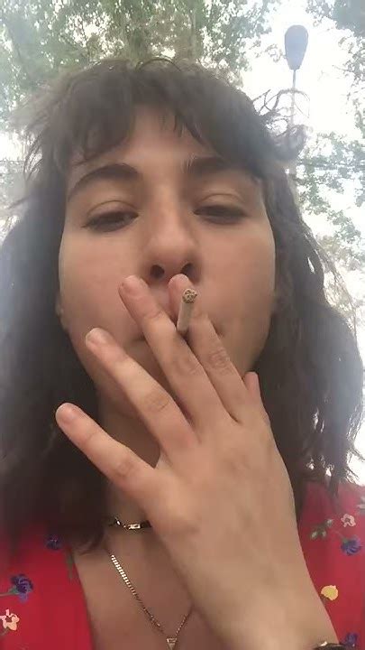 გუგული მაღრაძეს თვალწინ გაუფუილეს Youtube