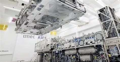 价值27亿元，asml高数值孔径euv光刻机组装画面公开 腾讯新闻