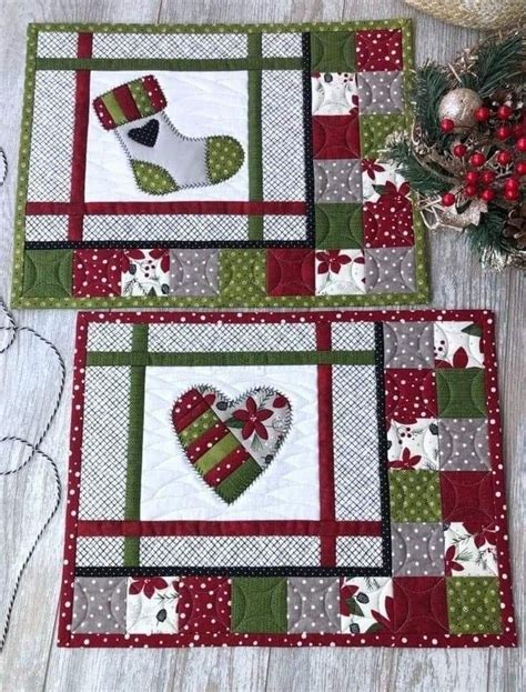 Pin By Janny Wieler On Patchwork Christmas Quilting Projects Christmas Quilt Patterns